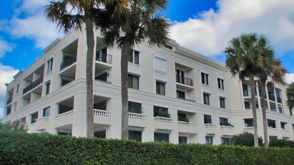 Parc Regent Palm Beach | Condo Complexes
